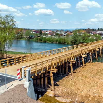 Novi stari most čez Krko | Gradbenik